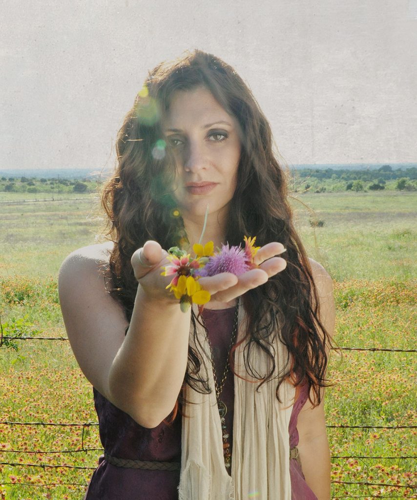 In Profile: Wendy Colonna | Lone Star Music Magazine