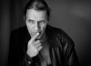 Malcolm Holcombe: Sing a little bit of those working man blues | Lone ...